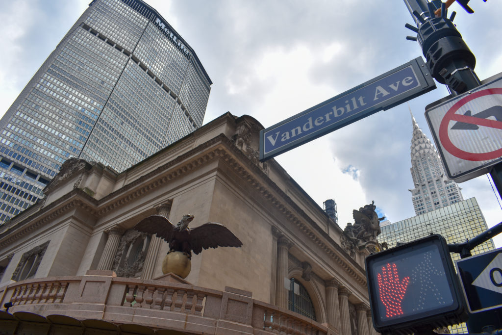 History of New York's MetLife Building - ClassicNewYorkHistory.com