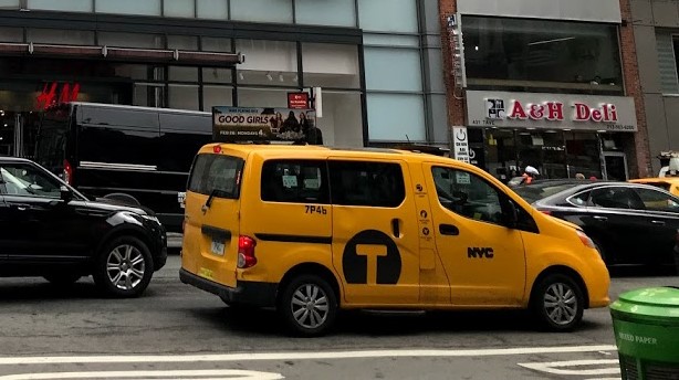 History of New York's Yellow Taxi Cab - ClassicNewYorkHistory.com