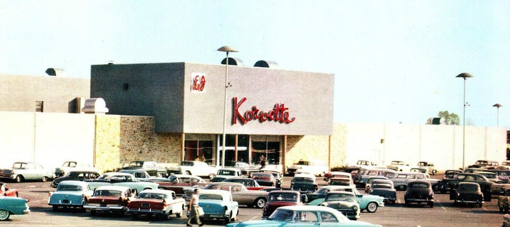 History of New York's Korvettes Department Stores ...